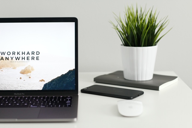 Managing Remote Employees | Monday Morning Briefings